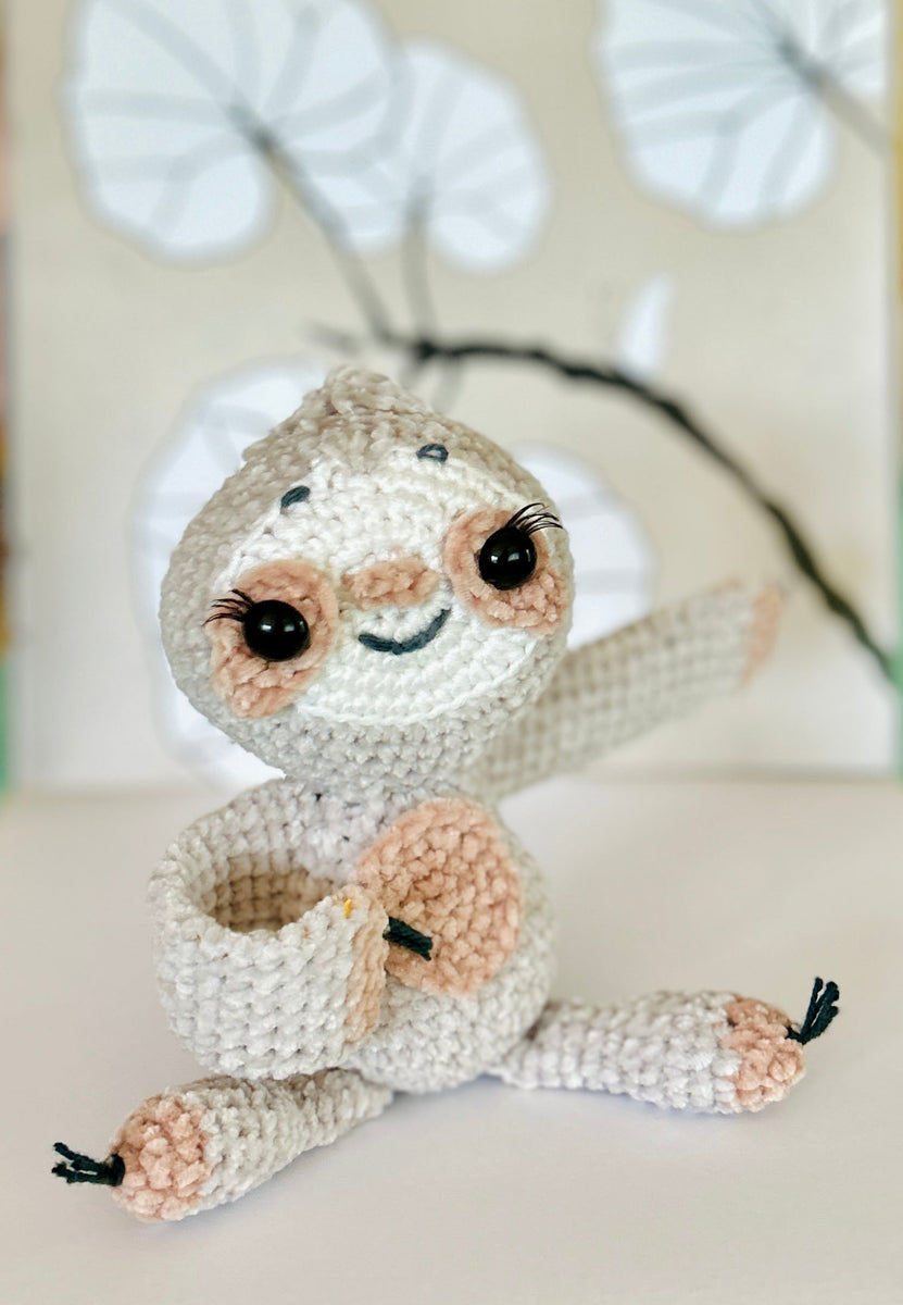 Knuffelbare Luiaard Haakpatroon – LolaCrafts